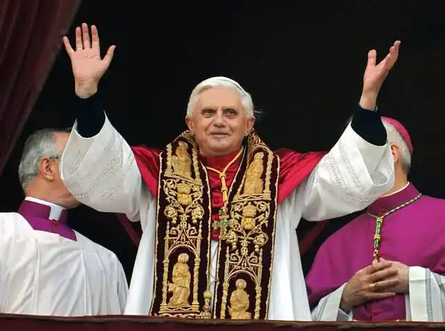 Ex-Pope Emeritus Benedict XVI dies at 95 - TheAfricanDream