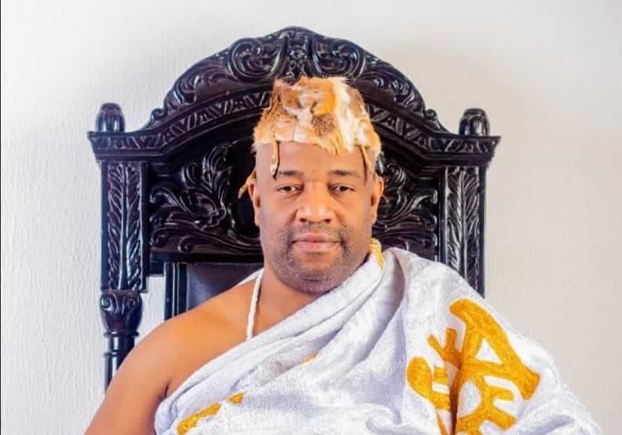 Ghanaian royalty, the Ga Mantse attends Church of Jesus Christ of ...