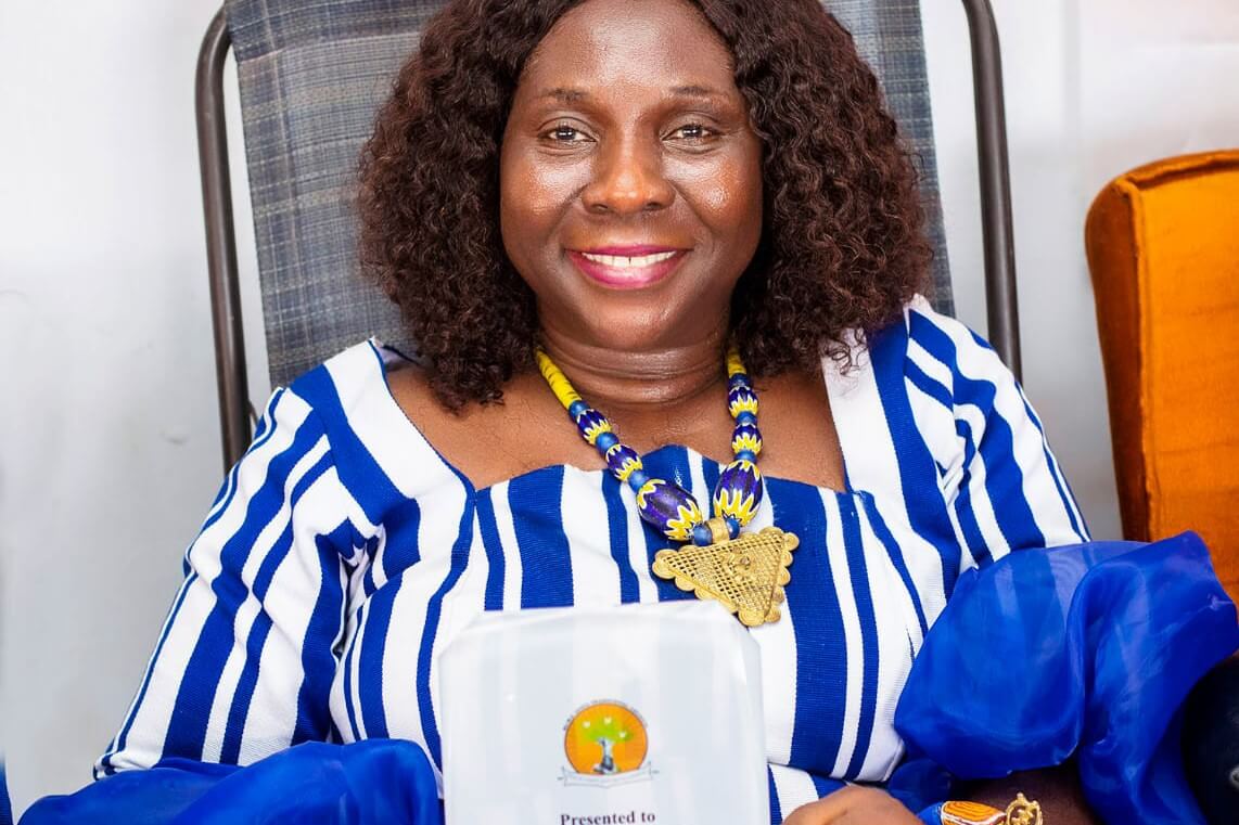 Amb. Nancy Sam receives award from Ghana's Buwa Kingdom