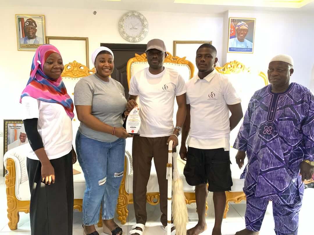 QYO Foundation honours HRM King Lawal-Bello as its 'Life Patron'