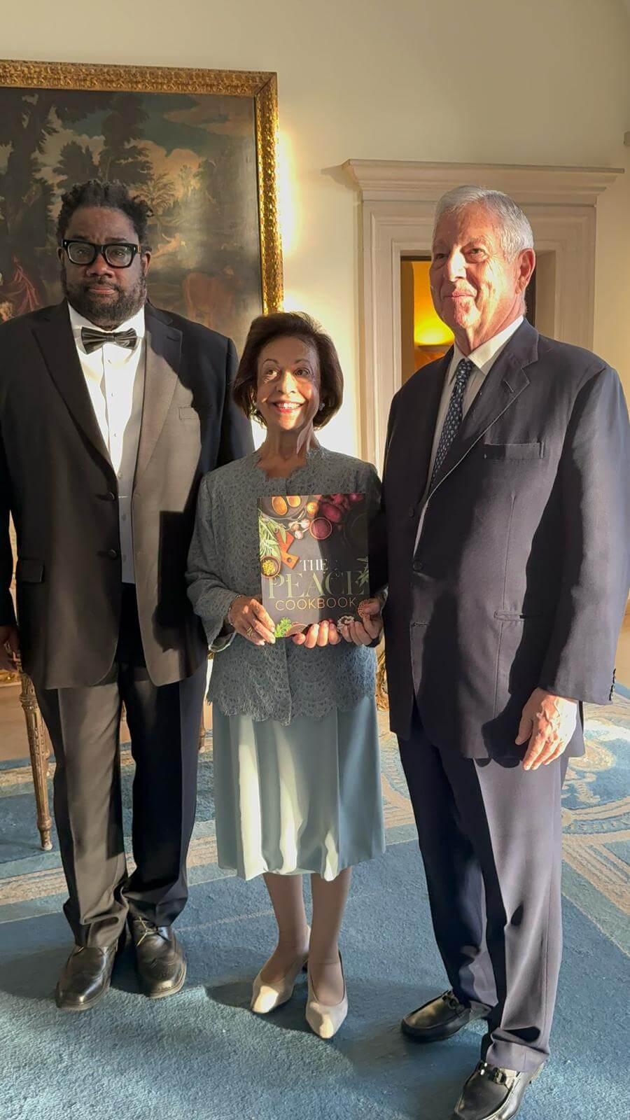 Serbian royals receive Peace Cookbook from Wheeler del Torro